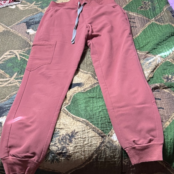 Figs | Pants & Jumpsuits | Figs Womens Rose Jogger Sweatpants | Poshmark